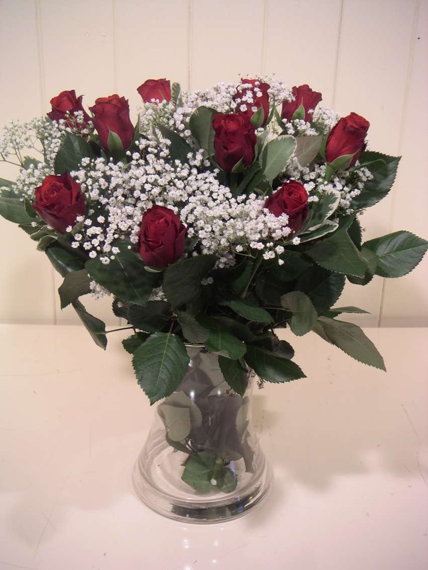 Red Roses in a Vase - Buds and Bows Flowers